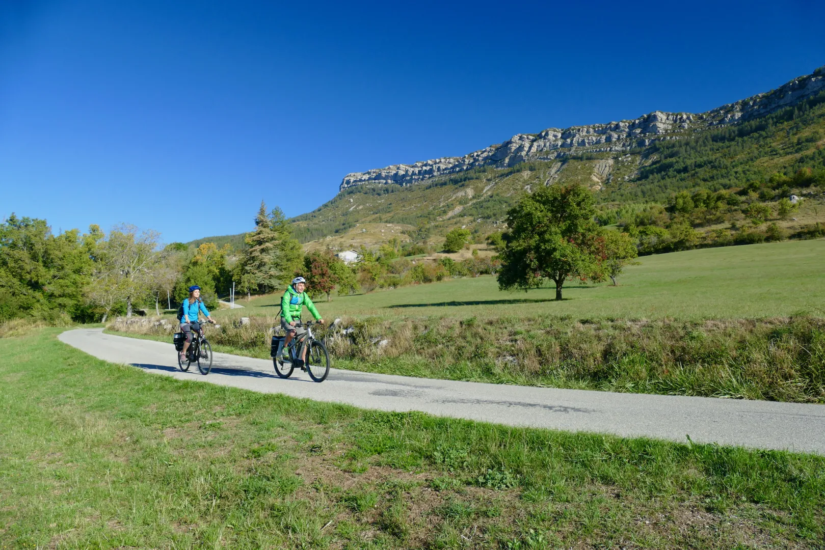 P’tites Routes du Soleil® : crossing the Pre-Alps by bike from Lake ...