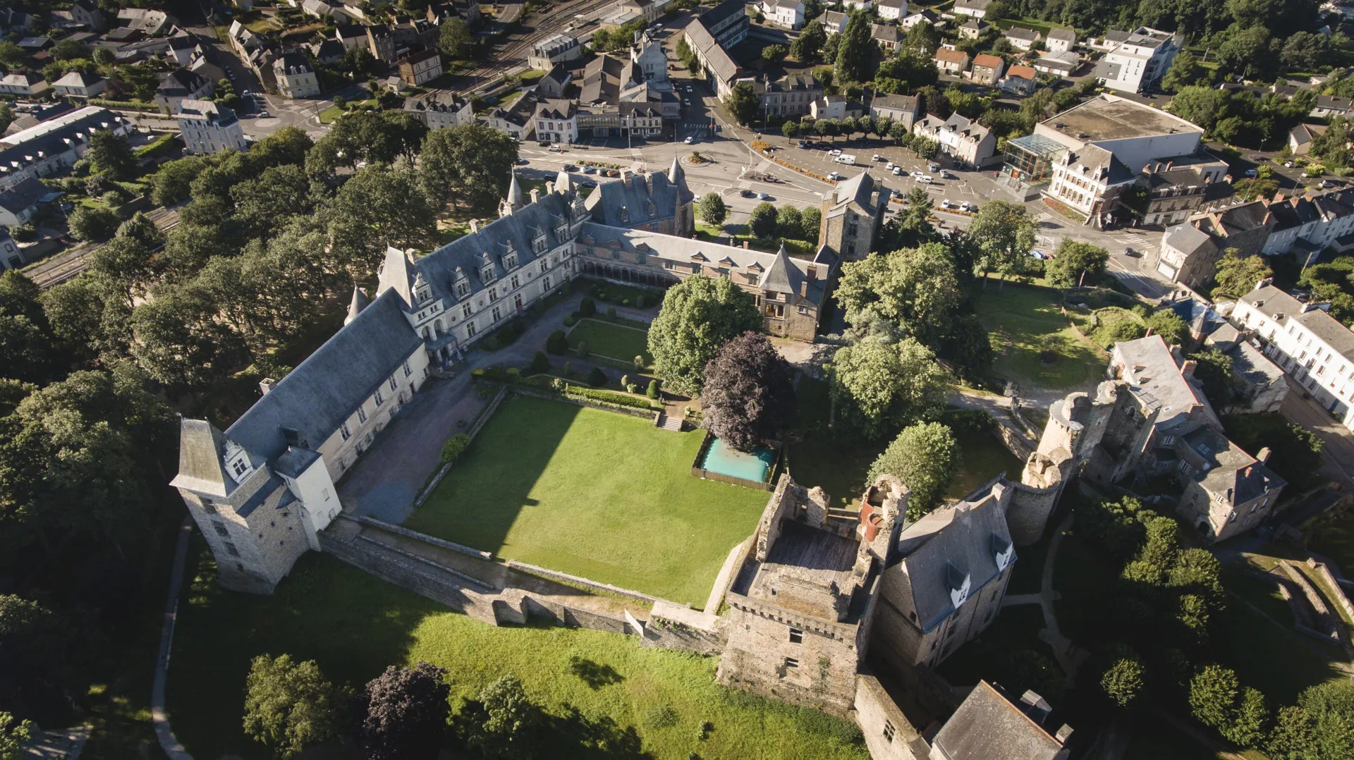 Voie verte Château-Gontier - Châteaubriant: 70 km cycling route